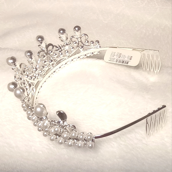 Lovisa | Accessories | Lovisa Silver Statement Bridal Ballet Tiara ...